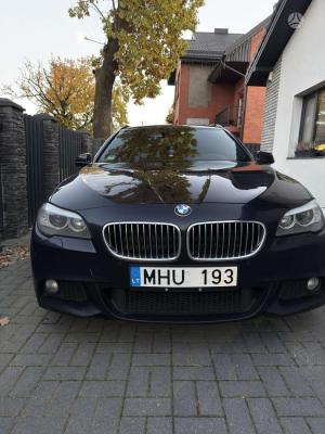 Melns BMW 520 2013 Panevēža, ar dzinēja tilpumu 2.00 L un nobraukumu 385 tūkst. km par 8150 €, foto  vietnē AUTOMOTO.COM.LV