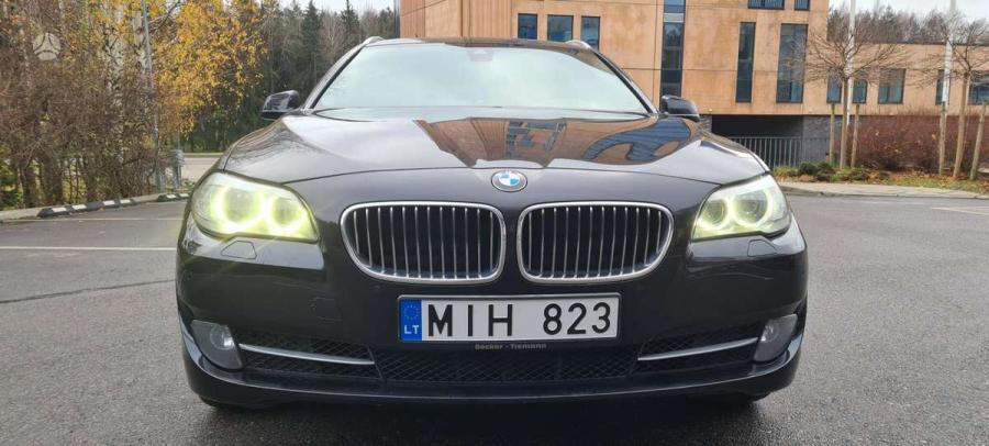 Melns BMW 520 2013 Viļņa, ar dzinēja tilpumu 2.00 L un nobraukumu 210 tūkst. km par 8000 €, foto 7 vietnē AUTOMOTO.COM.LV