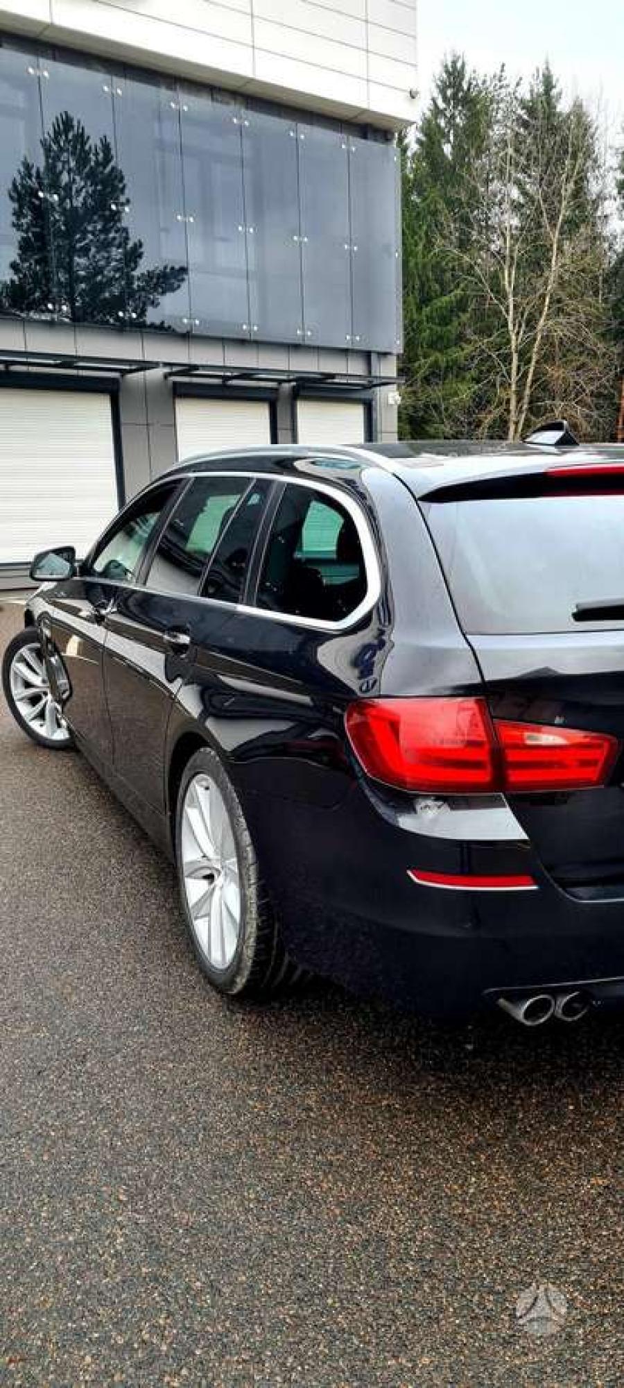 Melns BMW 520 2013 Viļņa, ar dzinēja tilpumu 2.00 L un nobraukumu 210 tūkst. km par 8000 €, foto 11 vietnē AUTOMOTO.COM.LV
