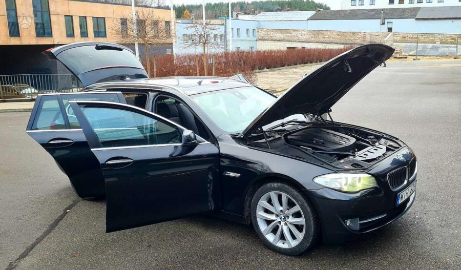 Melns BMW 520 2013 Viļņa, ar dzinēja tilpumu 2.00 L un nobraukumu 210 tūkst. km par 8000 €, foto 25 vietnē AUTOMOTO.COM.LV