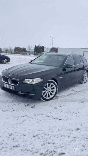 Black BMW 520 2013 in Marijampole, with an engine capacity of 2.00 L and mileage of 327 thousand km for 8800 €, photo 8 on AUTOMOTO.COM.LV