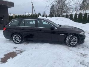 Melns BMW 520 2013 Šilutė, ar dzinēja tilpumu 2.00 L un nobraukumu 325 tūkst. km par 5450 €, foto 4 vietnē AUTOMOTO.COM.LV