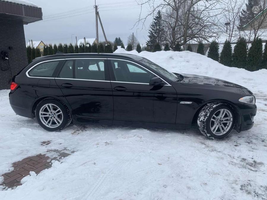 Melns BMW 520 2013 Šilutė, ar dzinēja tilpumu 2.00 L un nobraukumu 325 tūkst. km par 5450 €, foto 4 vietnē AUTOMOTO.COM.LV