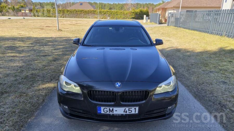 Melns BMW 520 2013 Rīga, ar dzinēja tilpumu 2.00 L un nobraukumu 254 tūkst. km par 9900 €, foto 1 vietnē AUTOMOTO.COM.LV