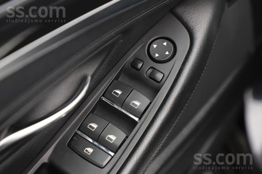 Melns BMW 520 2013 Tukums, ar dzinēja tilpumu 2.00 L un nobraukumu 277 tūkst. km par 9200 €, foto 11 vietnē AUTOMOTO.COM.LV