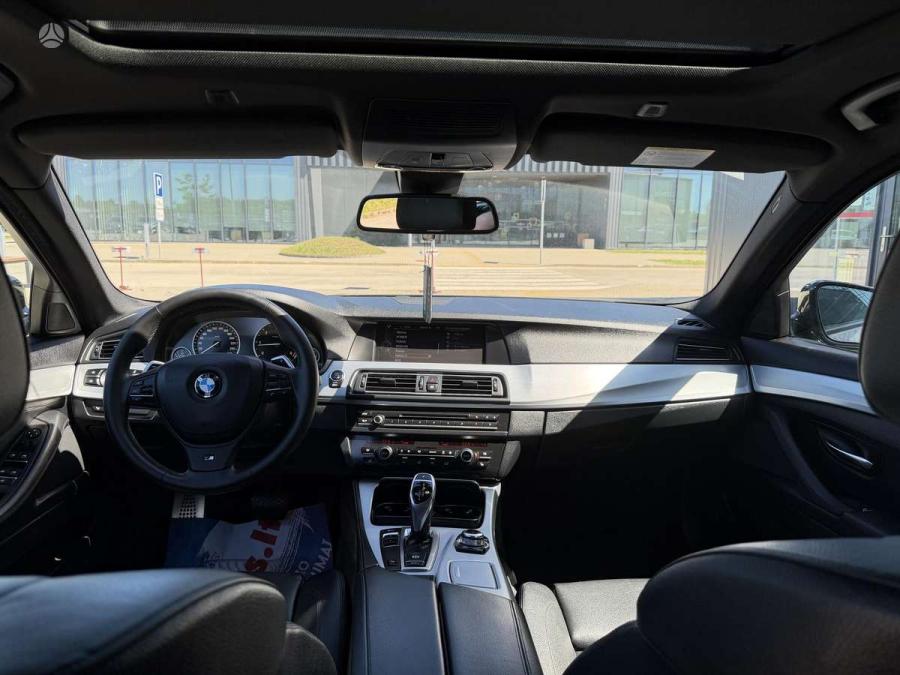Melns BMW 520 2013 Šauļi, ar dzinēja tilpumu 2.00 L un nobraukumu 299 tūkst. km par 9500 €, foto 21 vietnē AUTOMOTO.COM.LV