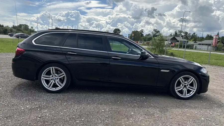 Black BMW 520 2013 in Daugavpils, with an engine capacity of 2.00 L and mileage of 282 thousand km for 9995 €, photo 7 on AUTOMOTO.COM.LV