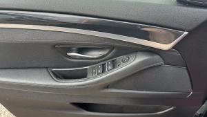 Black BMW 520 2013 in Daugavpils, with an engine capacity of 2.00 L and mileage of 282 thousand km for 9995 €, photo 21 on AUTOMOTO.COM.LV
