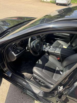 Melns BMW 520 2013 Viļņa, ar dzinēja tilpumu 2.00 L un nobraukumu 299 tūkst. km par 6750 €, foto 10 vietnē AUTOMOTO.COM.LV