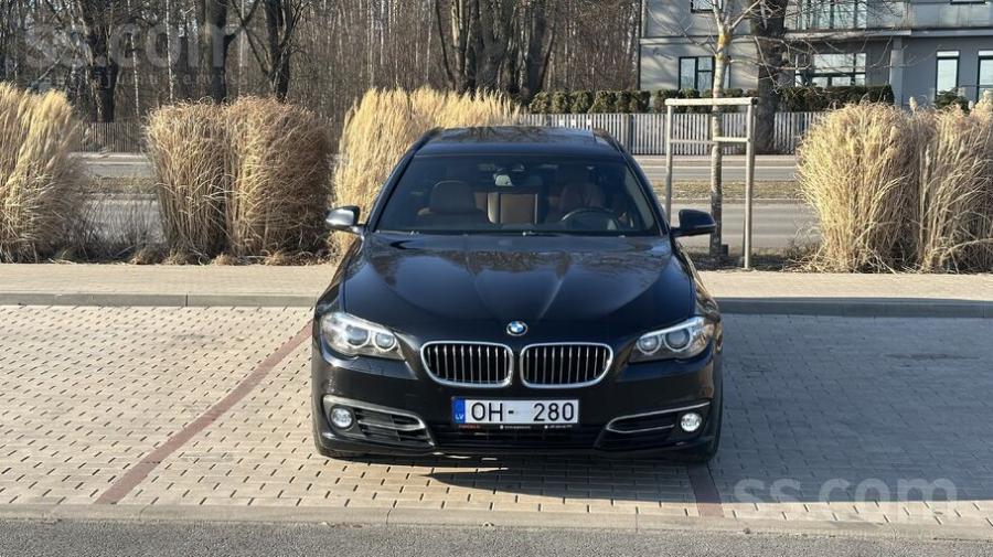 Black BMW 520 2013 in Jurmala, with an engine capacity of 2.00 L and mileage of 211 thousand km for 8900 €, photo 3 on AUTOMOTO.COM.LV
