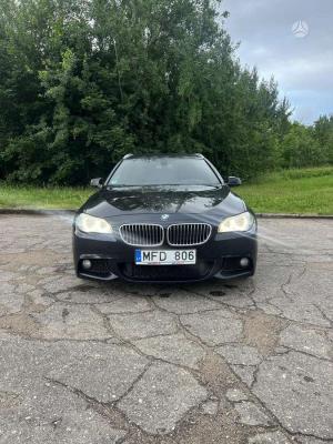 Black BMW 520 2013 in Kaunas, with an engine capacity of 2.00 L and mileage of 378 thousand km for 8300 €, photo 3 on AUTOMOTO.COM.LV