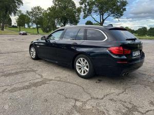 Black BMW 520 2013 in Kaunas, with an engine capacity of 2.00 L and mileage of 378 thousand km for 8300 €, photo 11 on AUTOMOTO.COM.LV