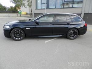 Black BMW 520 2013 in Bauska, with an engine capacity of 2.00 L and mileage of 342 thousand km for 9995 €, photo 11 on AUTOMOTO.COM.LV