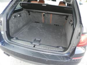 Black BMW 520 2013 in Bauska, with an engine capacity of 2.00 L and mileage of 342 thousand km for 9995 €, photo 14 on AUTOMOTO.COM.LV