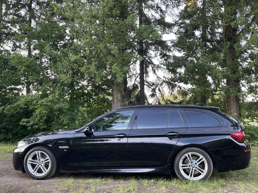 Melns BMW 520 2013 Kauņa, ar dzinēja tilpumu 2.00 L un nobraukumu 298 tūkst. km par 8790 €, foto 7 vietnē AUTOMOTO.COM.LV