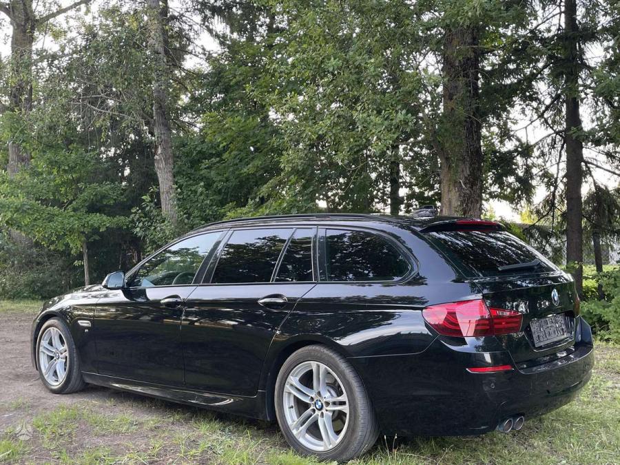 Melns BMW 520 2013 Kauņa, ar dzinēja tilpumu 2.00 L un nobraukumu 298 tūkst. km par 8790 €, foto 9 vietnē AUTOMOTO.COM.LV