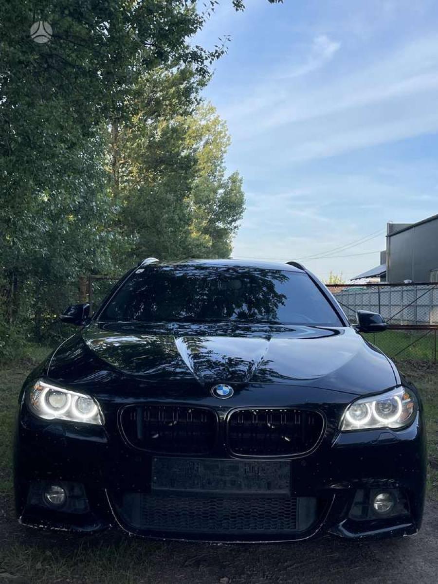Melns BMW 520 2013 Kauņa, ar dzinēja tilpumu 2.00 L un nobraukumu 298 tūkst. km par 8790 €, foto 18 vietnē AUTOMOTO.COM.LV