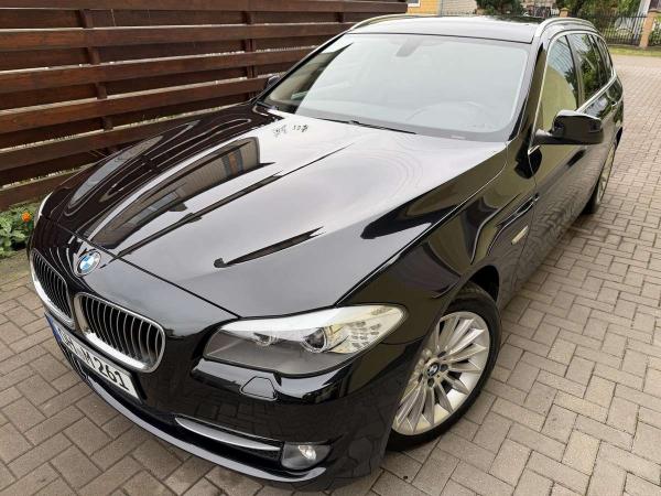 Melns BMW 520 2013 Prienai, ar dzinēja tilpumu 2.00 L un nobraukumu 296 tūkst. km par 6900 €, foto 4 vietnē AUTOMOTO.COM.LV