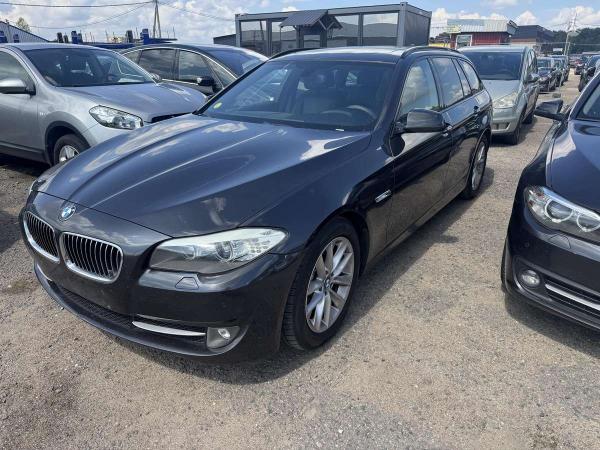 Melns BMW 520 2013 Kauņa, ar dzinēja tilpumu 2.00 L un nobraukumu 280 tūkst. km par 6900 €, foto 1 vietnē AUTOMOTO.COM.LV