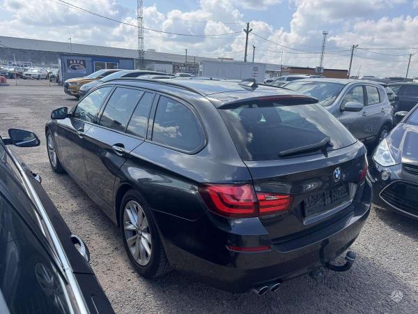 Melns BMW 520 2013 Kauņa, ar dzinēja tilpumu 2.00 L un nobraukumu 280 tūkst. km par 6900 €, foto 4 vietnē AUTOMOTO.COM.LV
