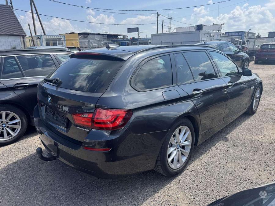 Black BMW 520 2013 in Kaunas, with an engine capacity of 2.00 L and mileage of 280 thousand km for 6900 €, photo 6 on AUTOMOTO.COM.LV