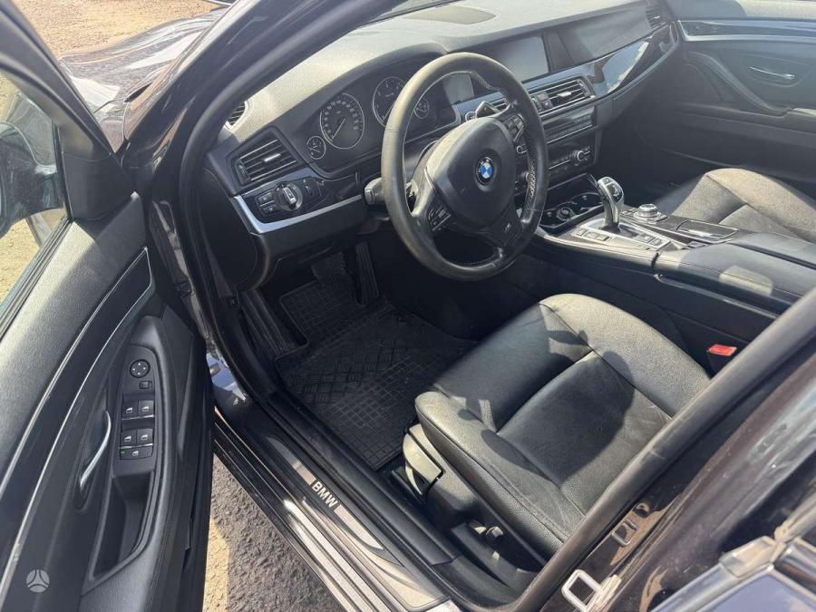 Black BMW 520 2013 in Kaunas, with an engine capacity of 2.00 L and mileage of 280 thousand km for 6900 €, photo 10 on AUTOMOTO.COM.LV