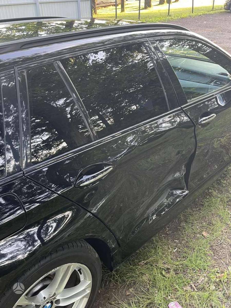 Melns BMW 520 2013 Kauņa, ar dzinēja tilpumu 2.00 L un nobraukumu 298 tūkst. km par 7990 €, foto 3 vietnē AUTOMOTO.COM.LV