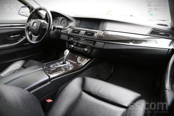 Melns BMW 520 2013 Rīga, ar dzinēja tilpumu 2.00 L un nobraukumu 347 tūkst. km par 8495 €, foto 10 vietnē AUTOMOTO.COM.LV