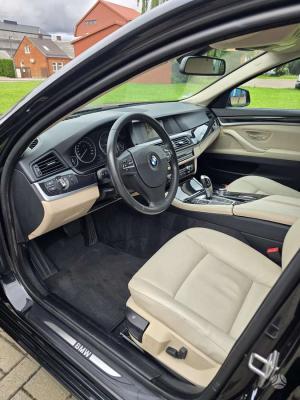 Melns BMW 520 2013 Marijampole, ar dzinēja tilpumu 2.00 L un nobraukumu 327 tūkst. km par 6999 €, foto 16 vietnē AUTOMOTO.COM.LV