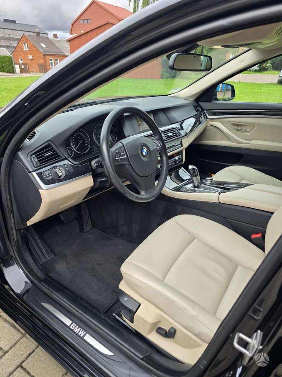 Melns BMW 520 2013 Marijampole, ar dzinēja tilpumu 2.00 L un nobraukumu 327 tūkst. km par 6999 €, foto 16 vietnē AUTOMOTO.COM.LV