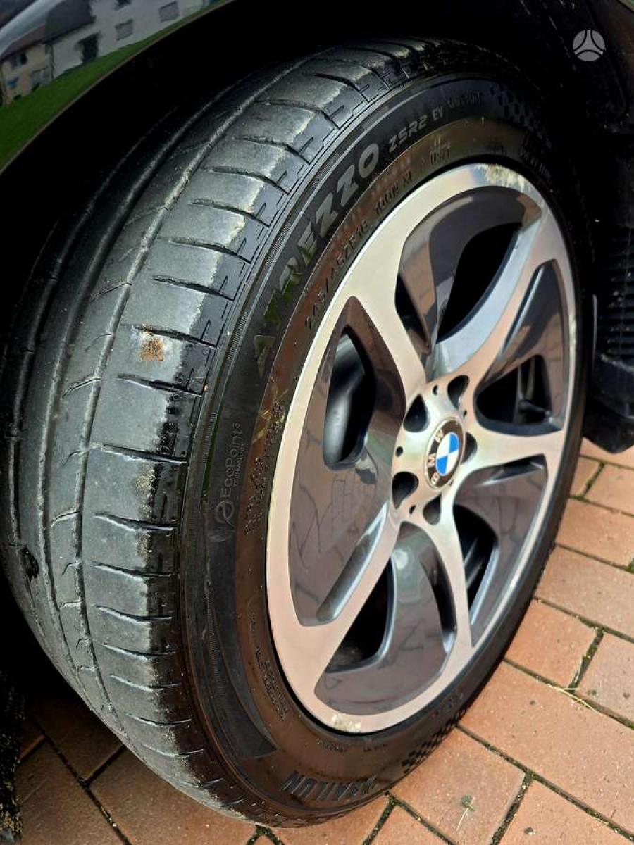 Melns BMW 520 2013 Marijampole, ar dzinēja tilpumu 2.00 L un nobraukumu 327 tūkst. km par 6999 €, foto 28 vietnē AUTOMOTO.COM.LV
