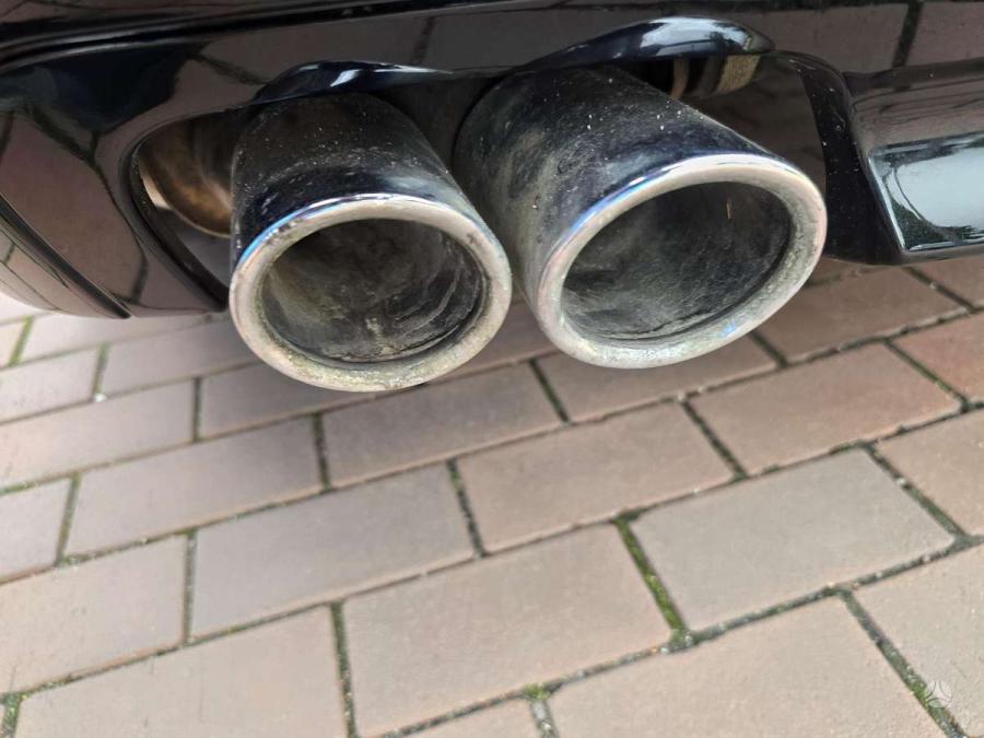 Melns BMW 520 2013 Marijampole, ar dzinēja tilpumu 2.00 L un nobraukumu 327 tūkst. km par 6999 €, foto 29 vietnē AUTOMOTO.COM.LV