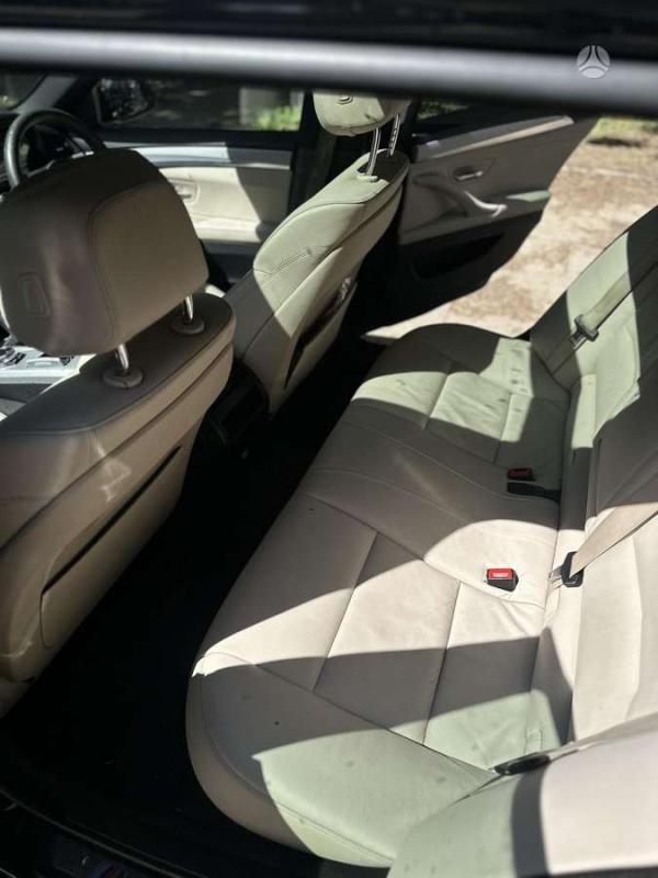 Melns BMW 520 2013 Kauņa, ar dzinēja tilpumu 0.00 L un nobraukumu 440 tūkst. km par 4300 €, foto 10 vietnē AUTOMOTO.COM.LV