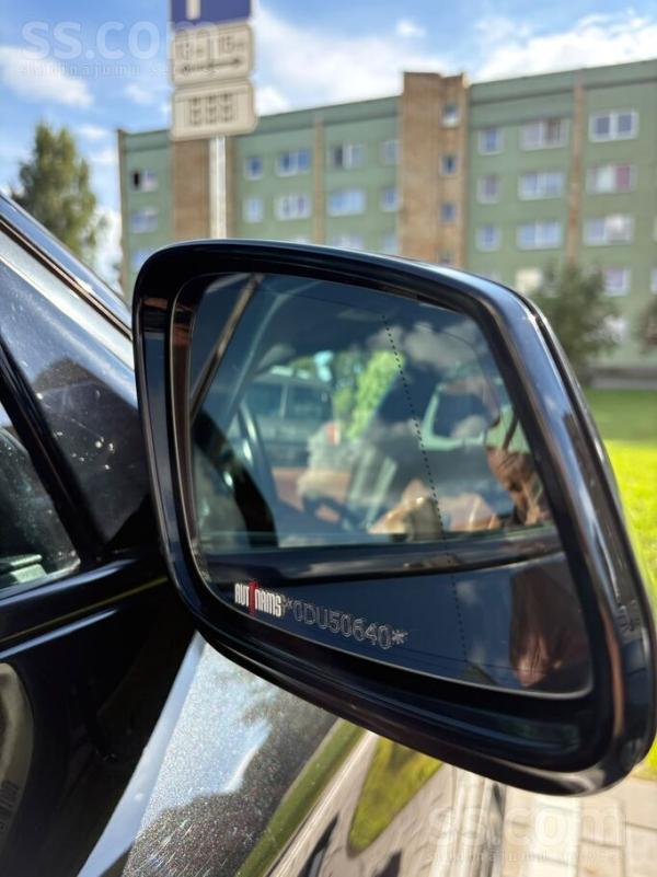 Melns BMW 520 2013 Rīga, ar dzinēja tilpumu 2.00 L un nobraukumu 299 tūkst. km par 10250 €, foto 3 vietnē AUTOMOTO.COM.LV