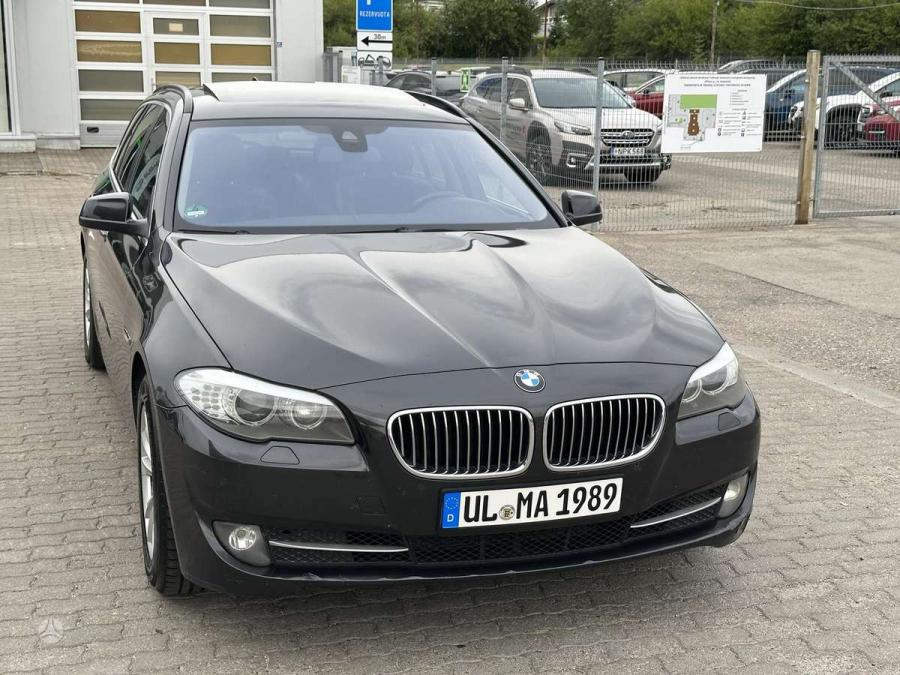 Melns BMW 520 2013 Klaipėda, ar dzinēja tilpumu 2.00 L un nobraukumu 340 tūkst. km par 5999 €, foto 1 vietnē AUTOMOTO.COM.LV