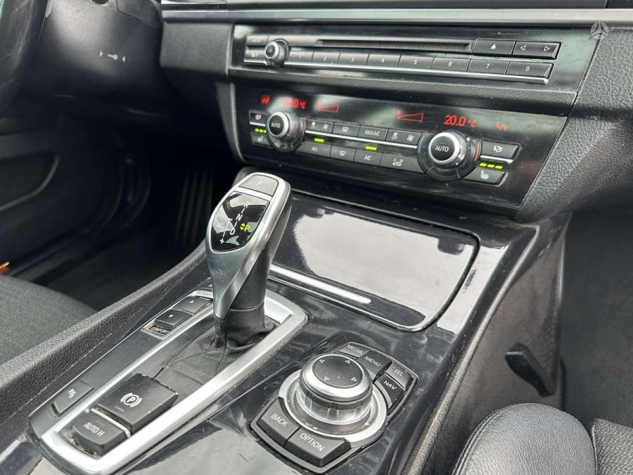 Melns BMW 520 2013 Klaipėda, ar dzinēja tilpumu 2.00 L un nobraukumu 340 tūkst. km par 5999 €, foto 28 vietnē AUTOMOTO.COM.LV