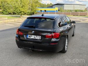 Black BMW 520 2013 in Riga, with an engine capacity of 2.00 L and mileage of 224 thousand km for 9400 €, photo 5 on AUTOMOTO.COM.LV