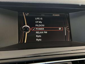 Black BMW 520 2013 in Kaunas, with an engine capacity of 2.00 L and mileage of 306 thousand km for 9999 €, photo 18 on AUTOMOTO.COM.LV