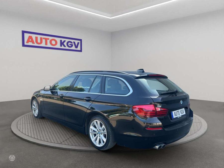 Black BMW 520 2013 in Kaunas, with an engine capacity of 2.00 L and mileage of 306 thousand km for 9999 €, photo 4 on AUTOMOTO.COM.LV