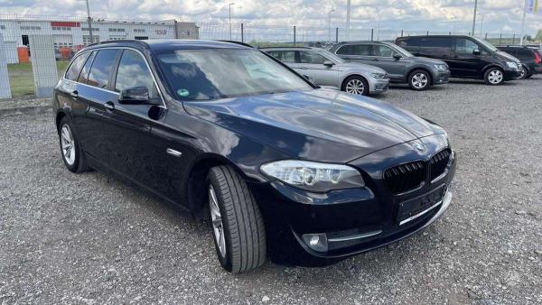 Melns BMW 520 2013 Marijampole, ar dzinēja tilpumu 2.00 L un nobraukumu 358 tūkst. km par 7490 €, foto 3 vietnē AUTOMOTO.COM.LV