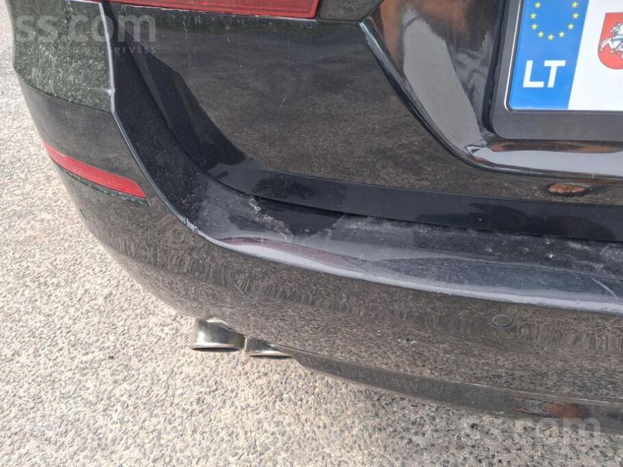 Melns BMW 520 2013 Rīga, ar dzinēja tilpumu 2.00 L un nobraukumu 0 tūkst. km par 4800 €, foto 6 vietnē AUTOMOTO.COM.LV