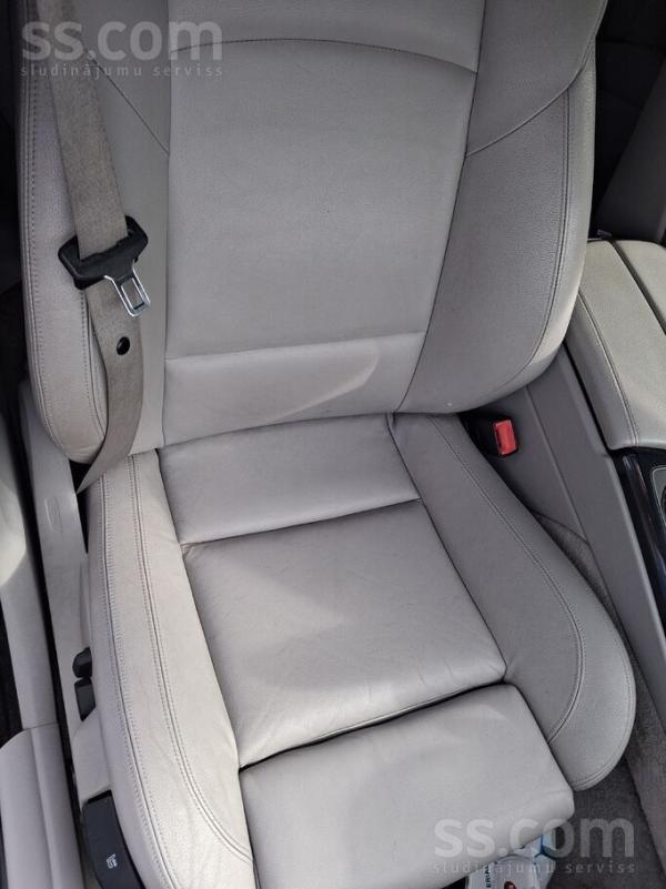Black BMW 520 2013 in Riga, with an engine capacity of 2.00 L and mileage of 0 thousand km for 4800 €, photo 7 on AUTOMOTO.COM.LV