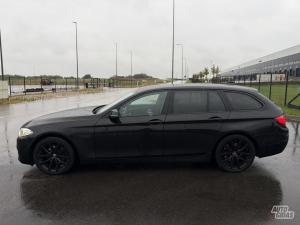 Melns BMW 520 2013 Kauņa, ar dzinēja tilpumu 2.00 L un nobraukumu 304 tūkst. km par 7390 €, foto 4 vietnē AUTOMOTO.COM.LV