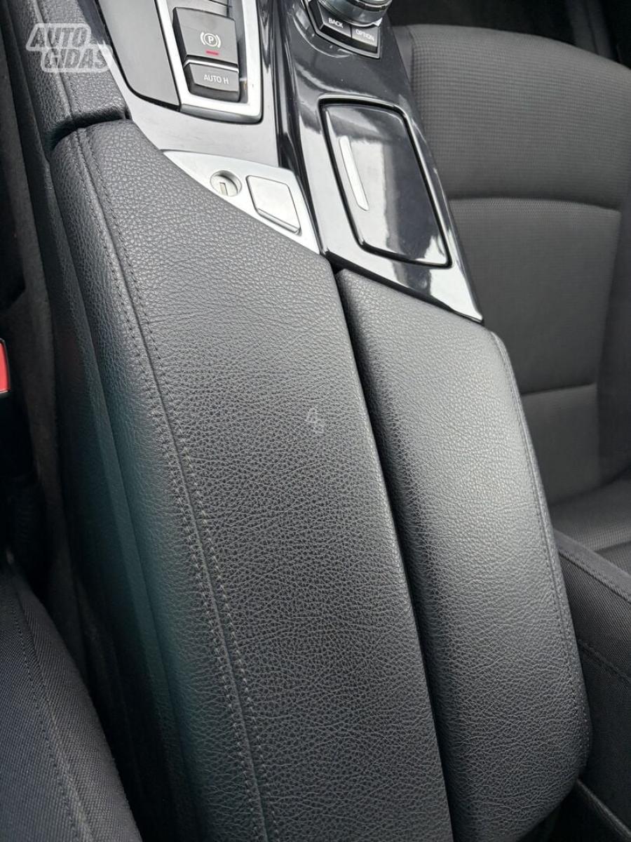 Melns BMW 520 2013 Kauņa, ar dzinēja tilpumu 2.00 L un nobraukumu 304 tūkst. km par 7390 €, foto 22 vietnē AUTOMOTO.COM.LV