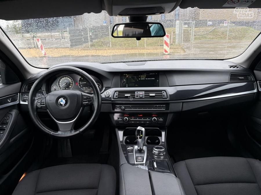 Melns BMW 520 2013 Kauņa, ar dzinēja tilpumu 2.00 L un nobraukumu 304 tūkst. km par 7390 €, foto 24 vietnē AUTOMOTO.COM.LV