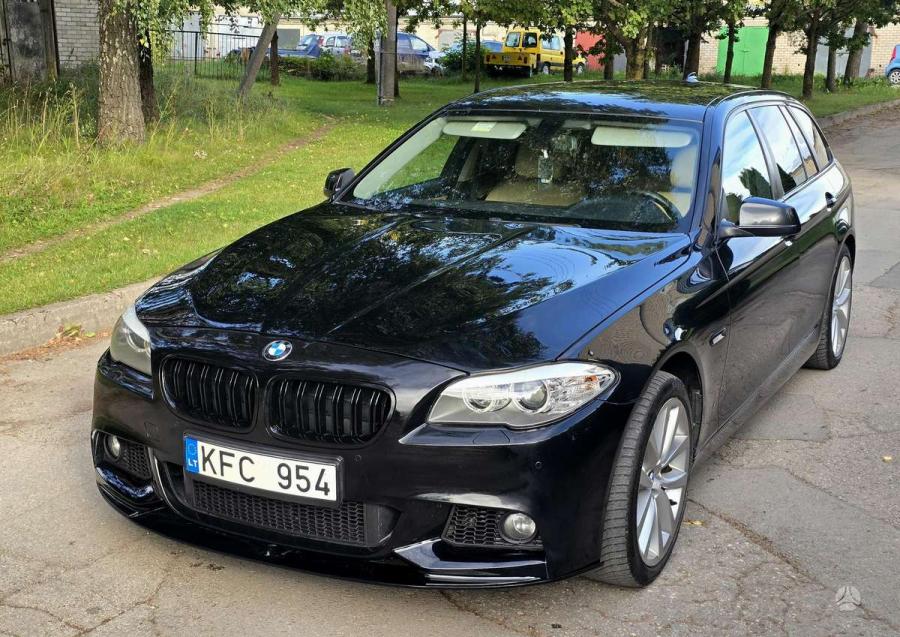 Black BMW 520 2013 in Radviliskis, with an engine capacity of 2.00 L and mileage of 362 thousand km for 6400 €, photo 1 on AUTOMOTO.COM.LV