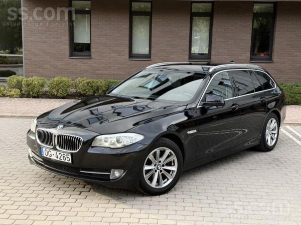 Melns BMW 520 2013 Talsi, ar dzinēja tilpumu 2.00 L un nobraukumu 0 tūkst. km par 7390 €, foto 5 vietnē AUTOMOTO.COM.LV