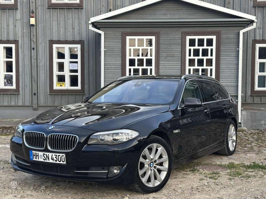 Melns BMW 520 2013 Kaišiadorys, ar dzinēja tilpumu 2.00 L un nobraukumu 276 tūkst. km par 7650 €, foto 1 vietnē AUTOMOTO.COM.LV