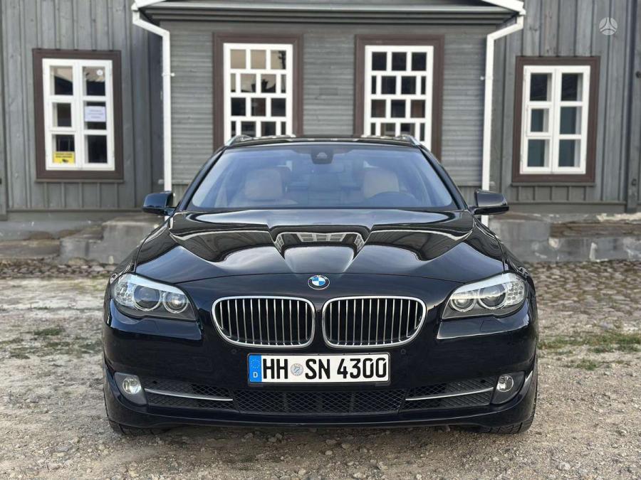 Melns BMW 520 2013 Kaišiadorys, ar dzinēja tilpumu 2.00 L un nobraukumu 276 tūkst. km par 7650 €, foto 3 vietnē AUTOMOTO.COM.LV