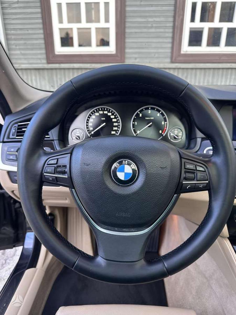 Melns BMW 520 2013 Kaišiadorys, ar dzinēja tilpumu 2.00 L un nobraukumu 276 tūkst. km par 7650 €, foto 34 vietnē AUTOMOTO.COM.LV